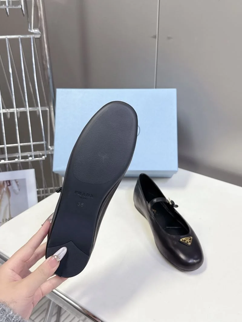 1:1 copy Prada Flat Shoes