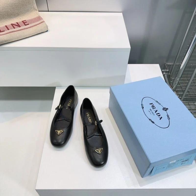 1:1 copy Prada Flat Shoes
