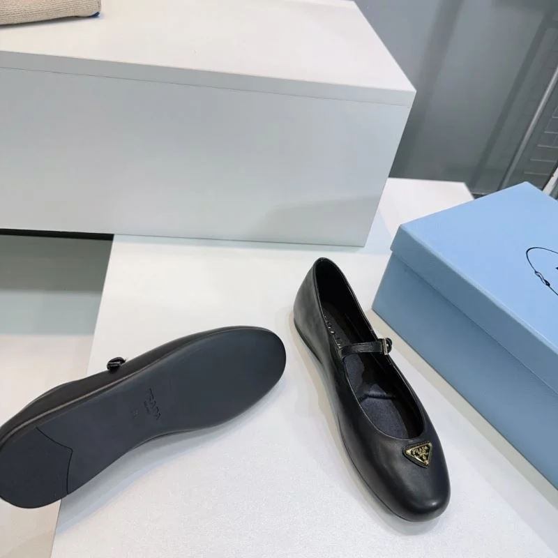 1:1 copy Prada Flat Shoes