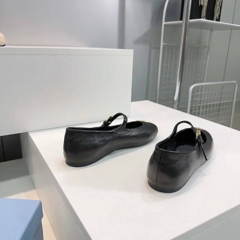 1:1 copy Prada Flat Shoes