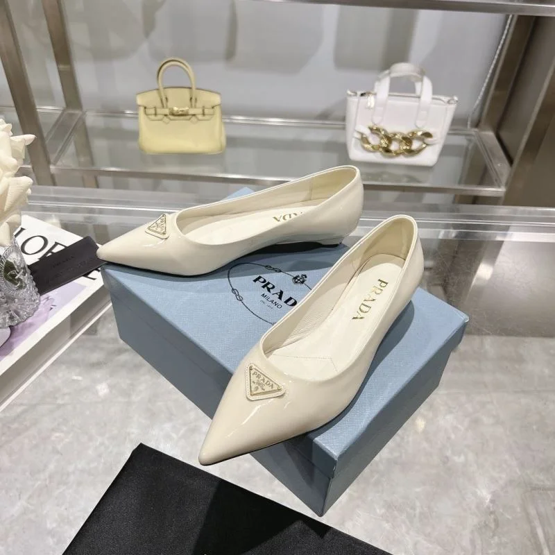 High fidelity Prada Flat Shoes