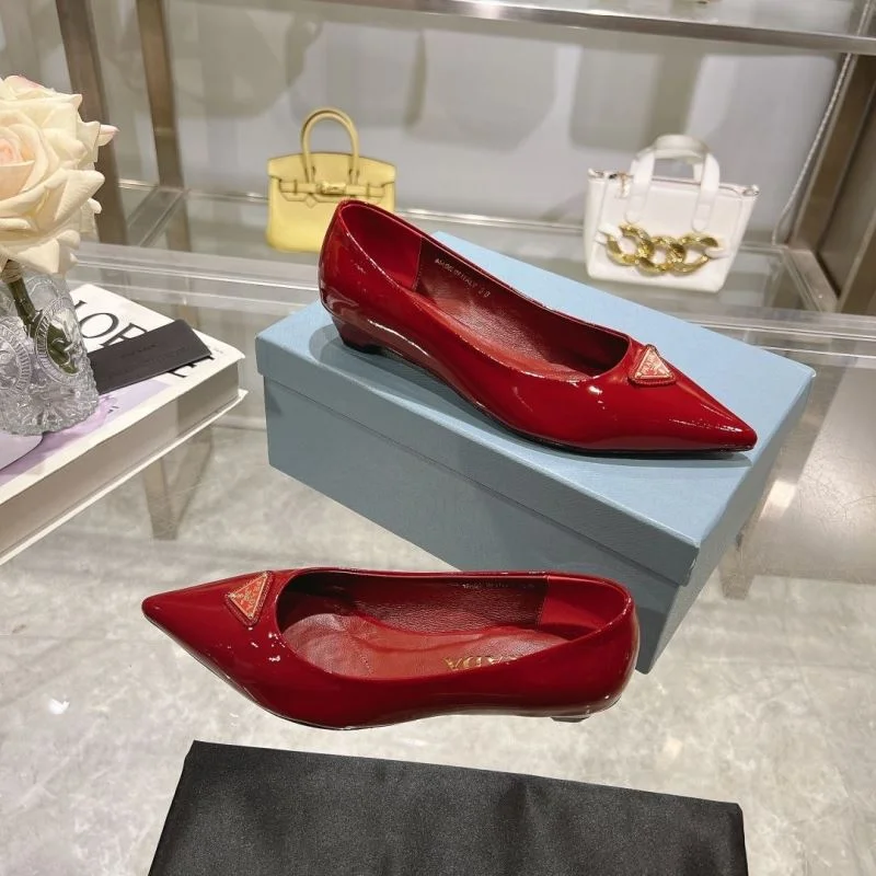 High fidelity Prada Flat Shoes