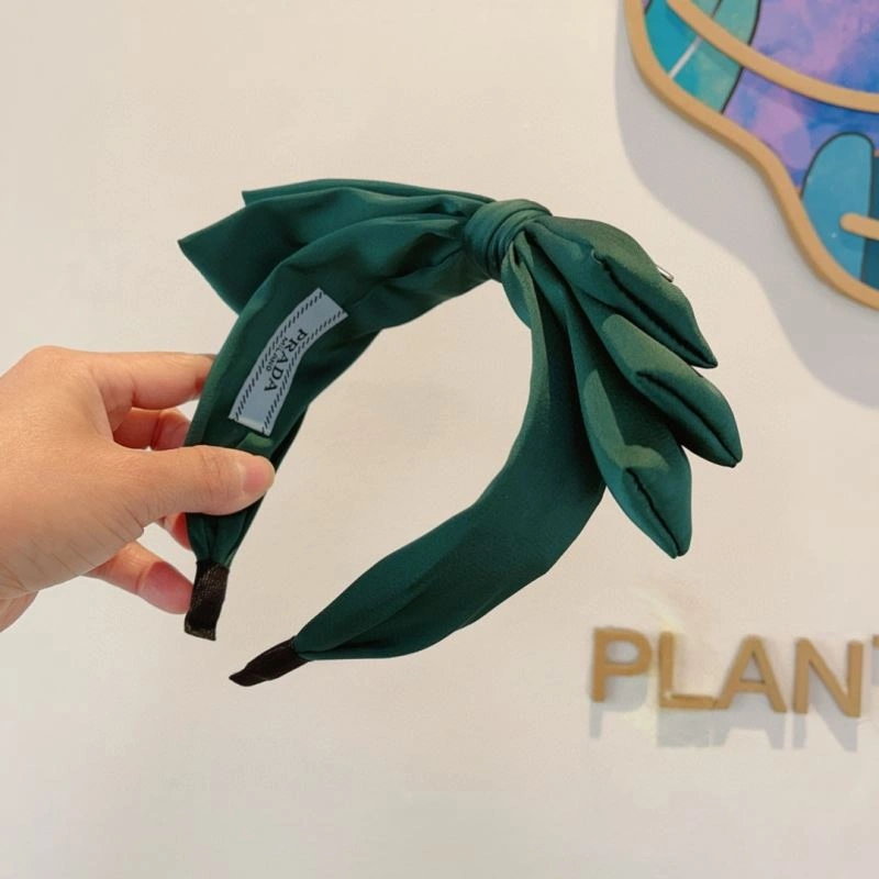 Top match Prada Hair Hoop