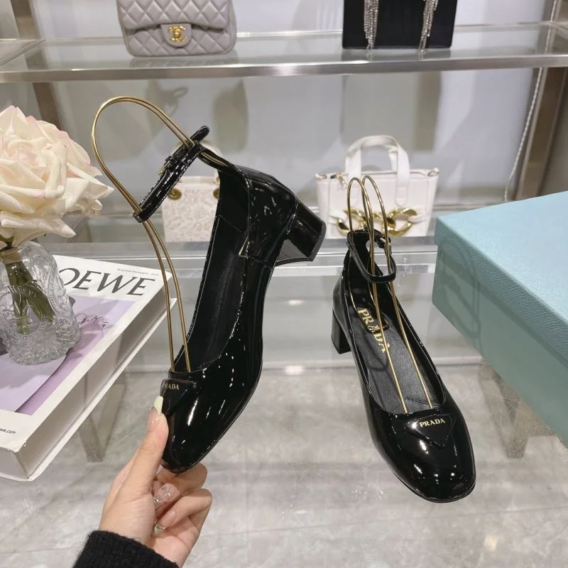 Bargain Prada Heeled Shoes