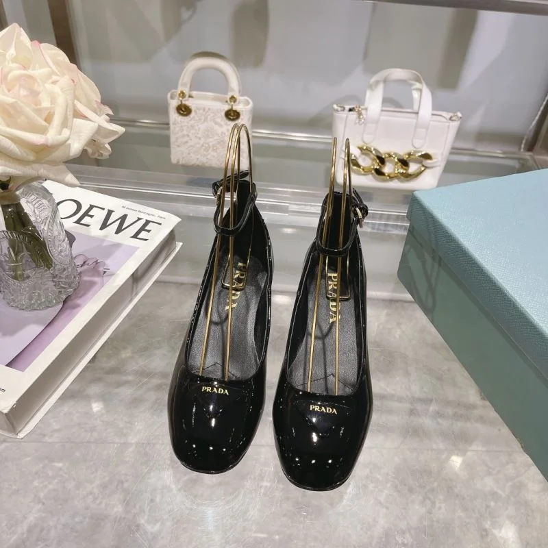 Bargain Prada Heeled Shoes