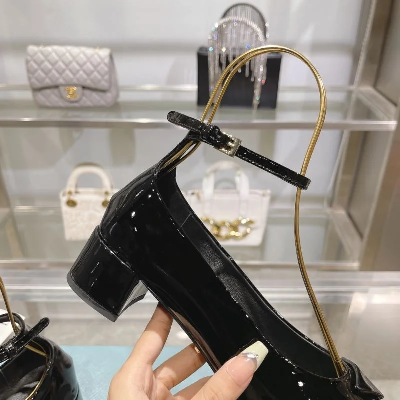 Bargain Prada Heeled Shoes