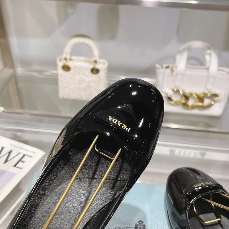 Bargain Prada Heeled Shoes