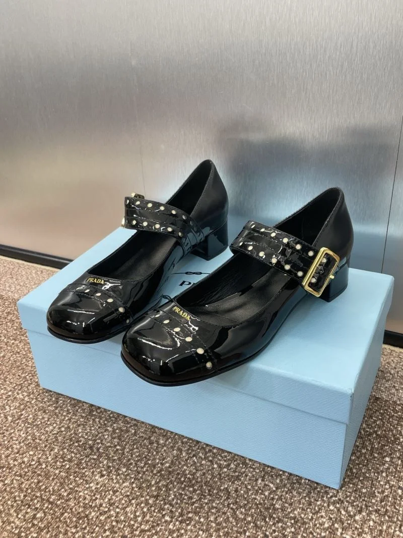 Top mirror Prada Heeled Shoes