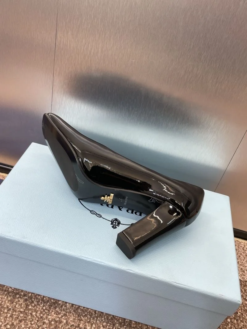 1:1 copy Prada Heeled Shoes