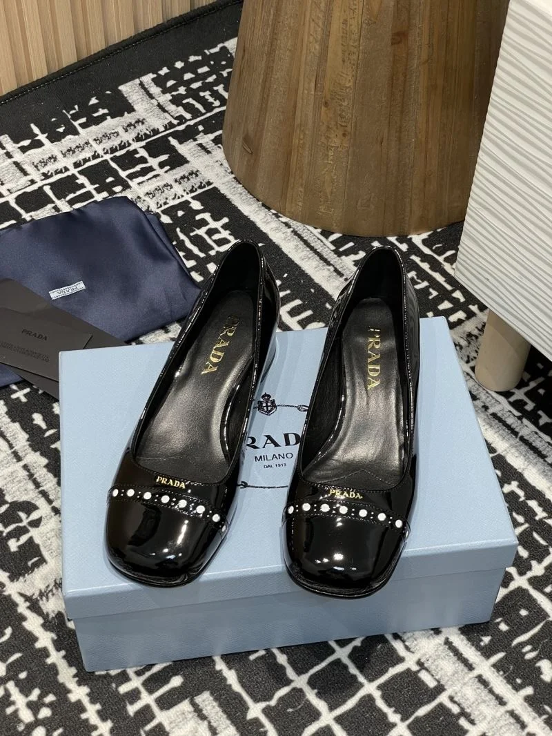 Top match Prada Heeled Shoes