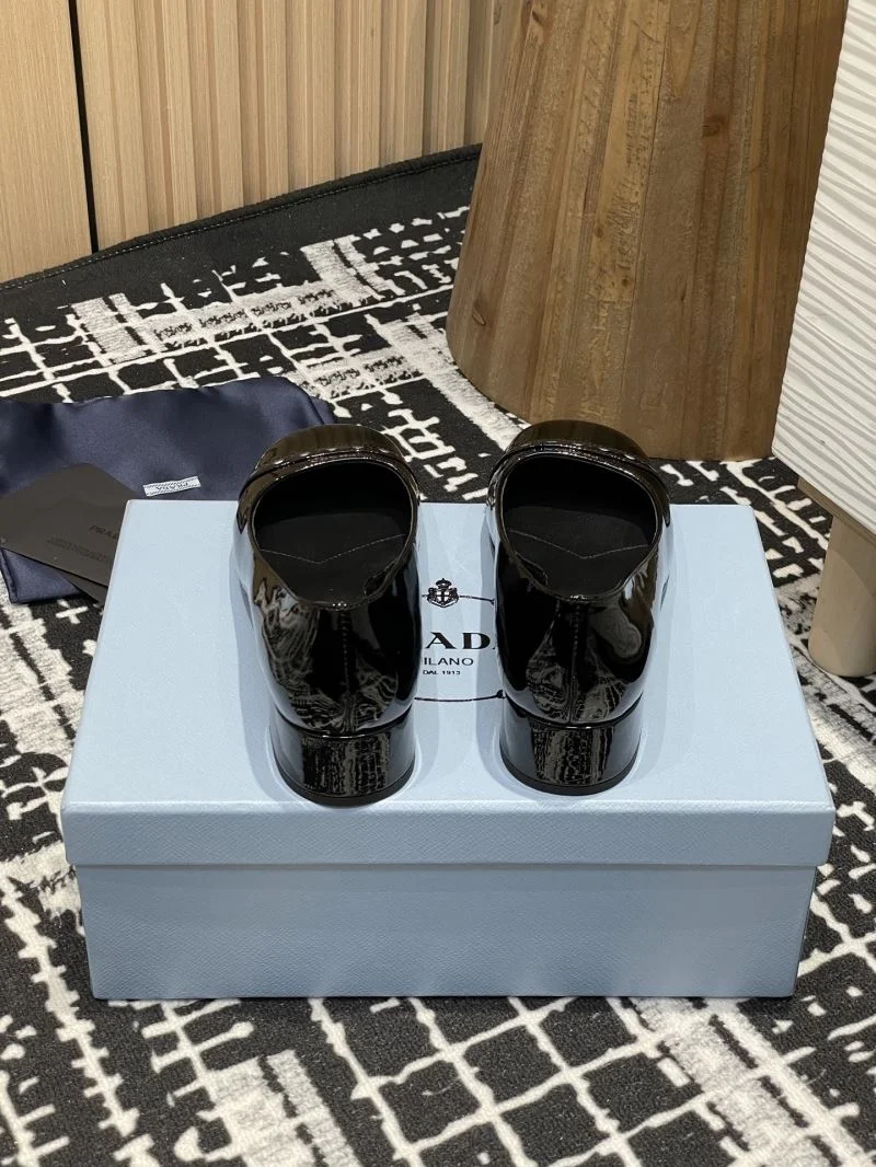Top match Prada Heeled Shoes