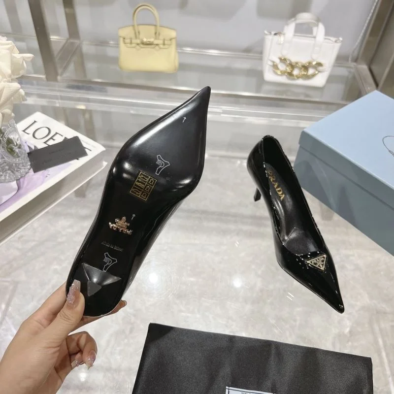 High accuracy Prada Heeled Shoes