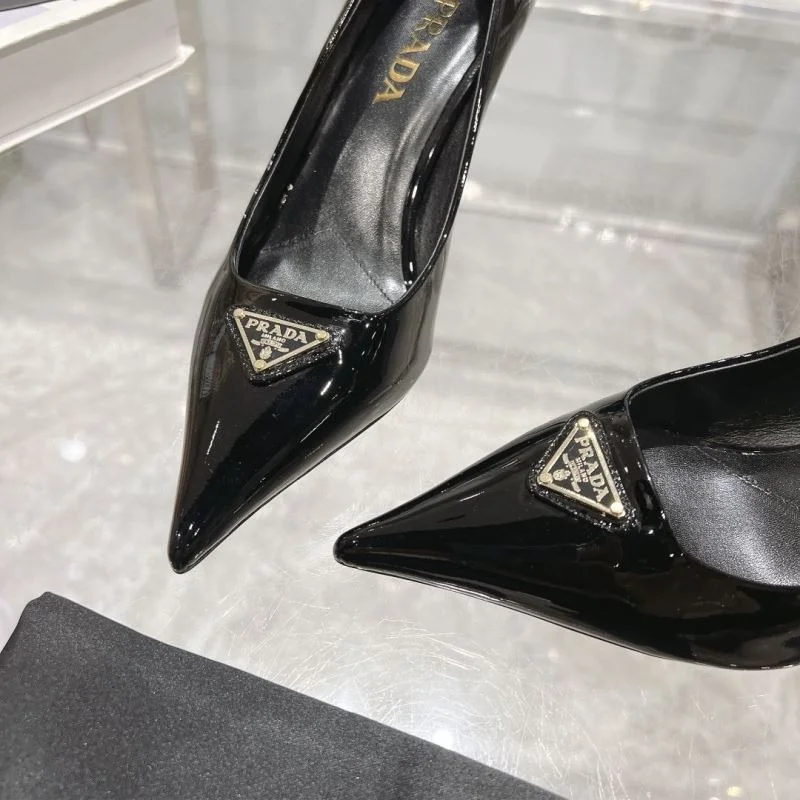 High accuracy Prada Heeled Shoes
