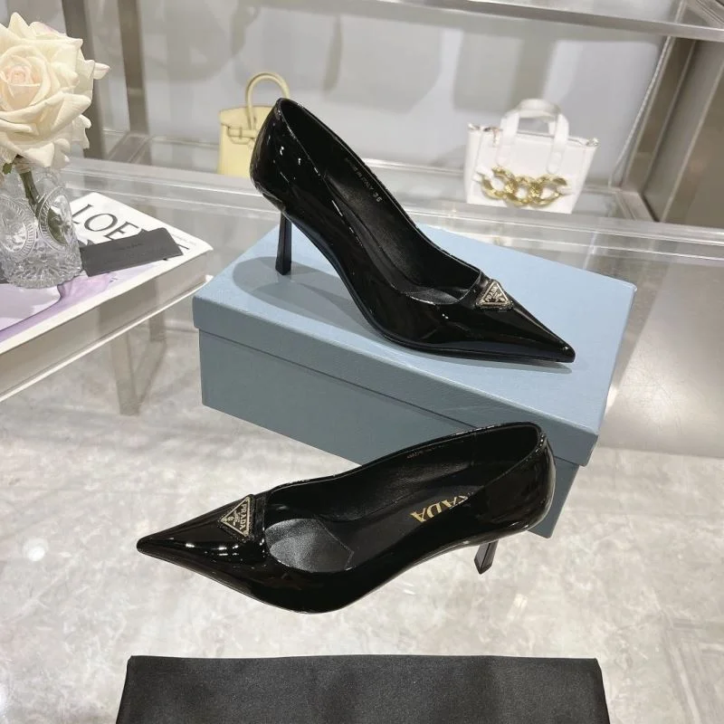 High accuracy Prada Heeled Shoes