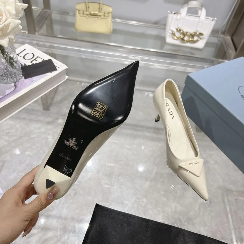 1:1 copy Prada Heeled Shoes