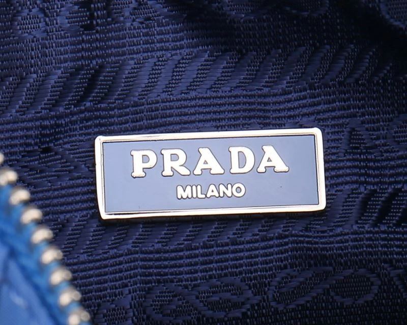 Bargain Prada Hobo Bags