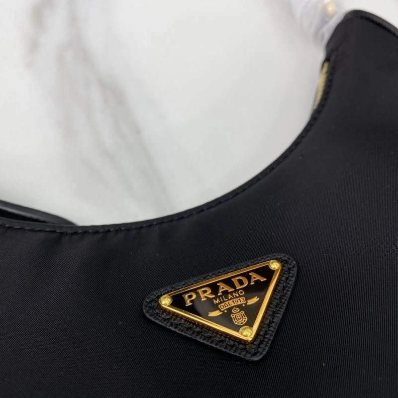 Accurate model Prada Hobo Bags