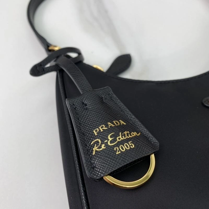 Accurate model Prada Hobo Bags