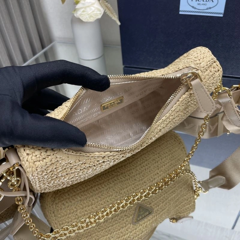 Accurate model Prada Hobo Bags