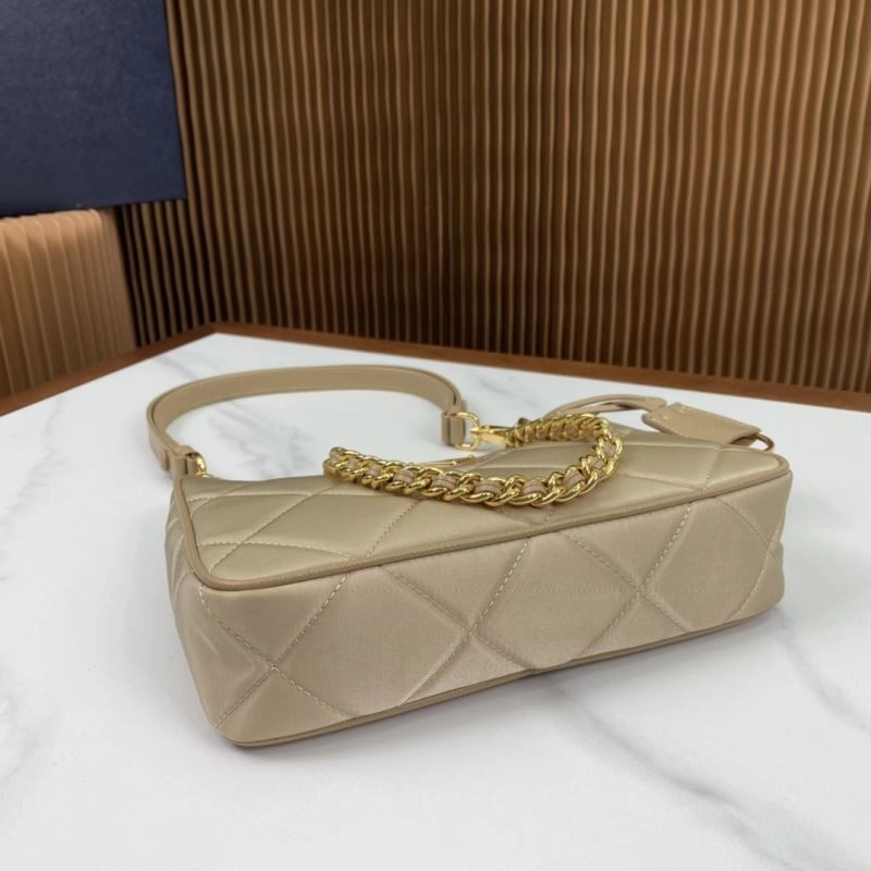 High accuracy Prada Hobo Bags