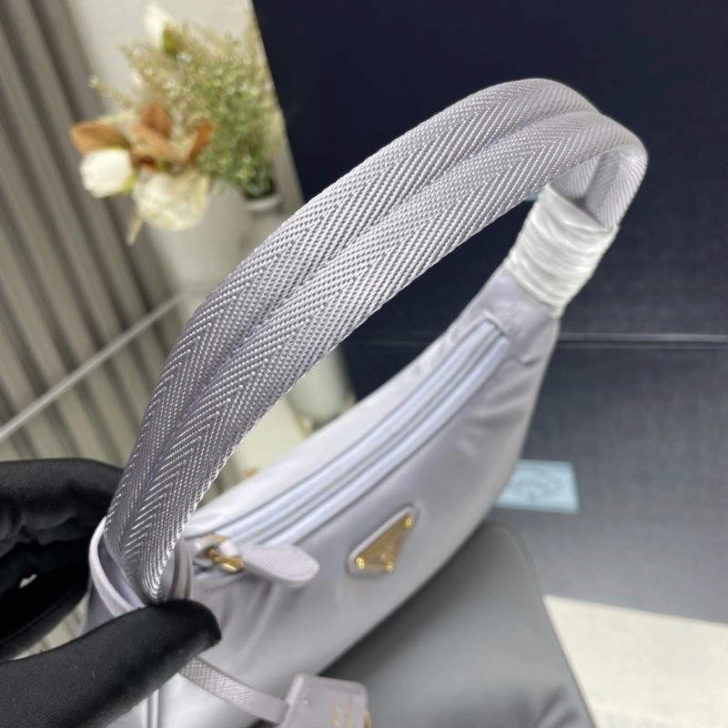 Accurate model Prada Hobo Bags