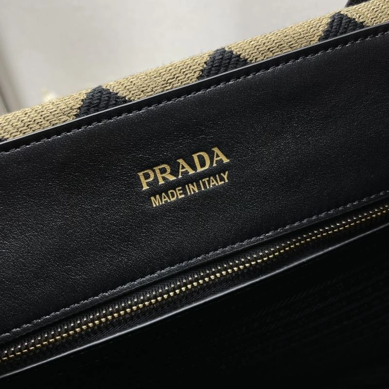High accuracy Prada Hobo Bags