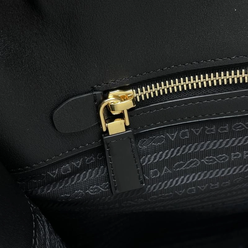 Inexpensive Prada Hobo Bags