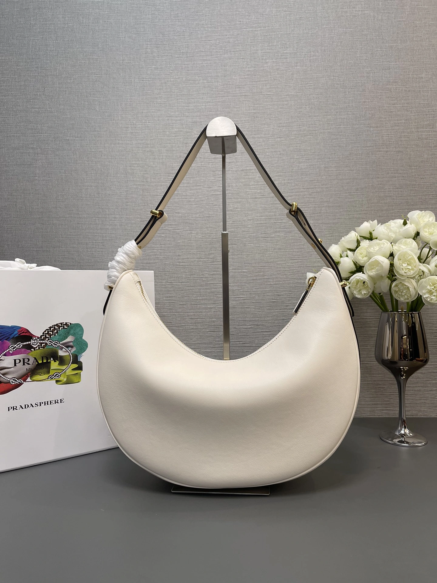 High fidelity Prada Hobo Bags