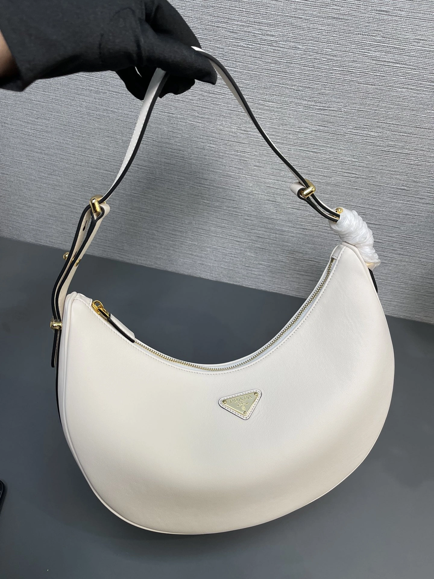 High fidelity Prada Hobo Bags