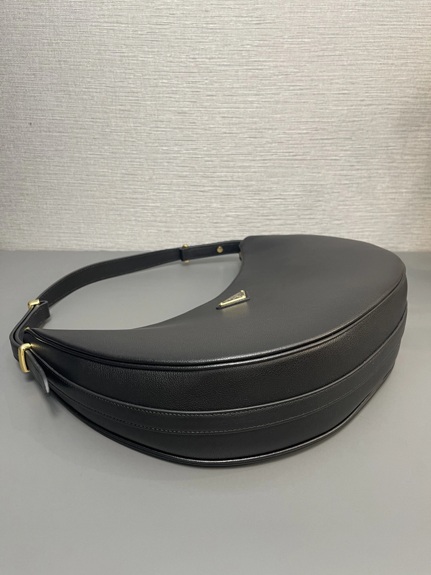 1:1 copy Prada Hobo Bags
