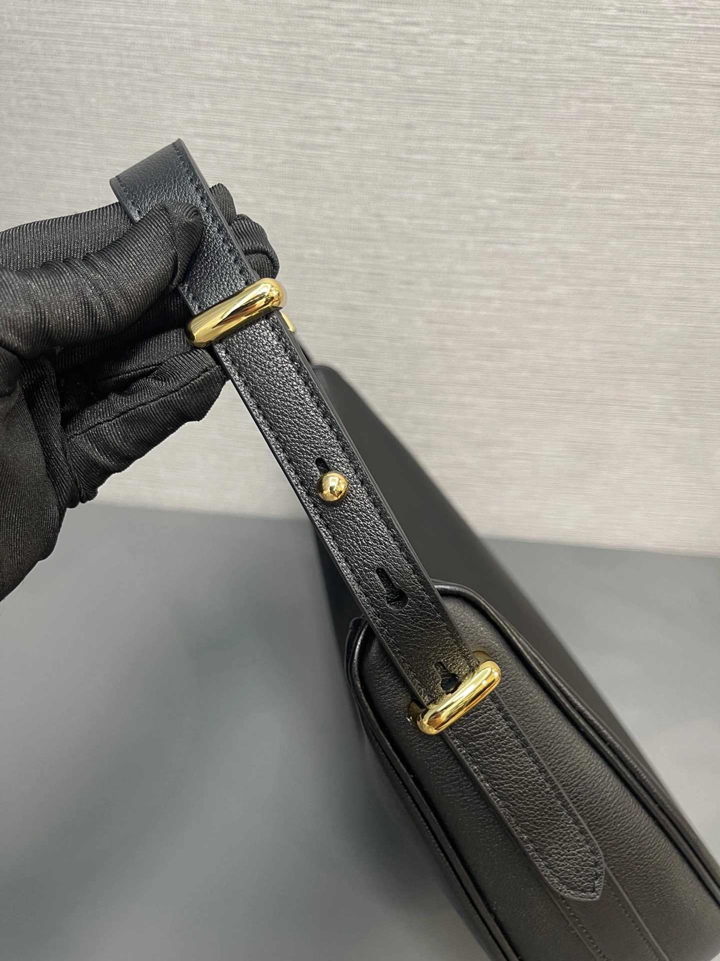 1:1 copy Prada Hobo Bags