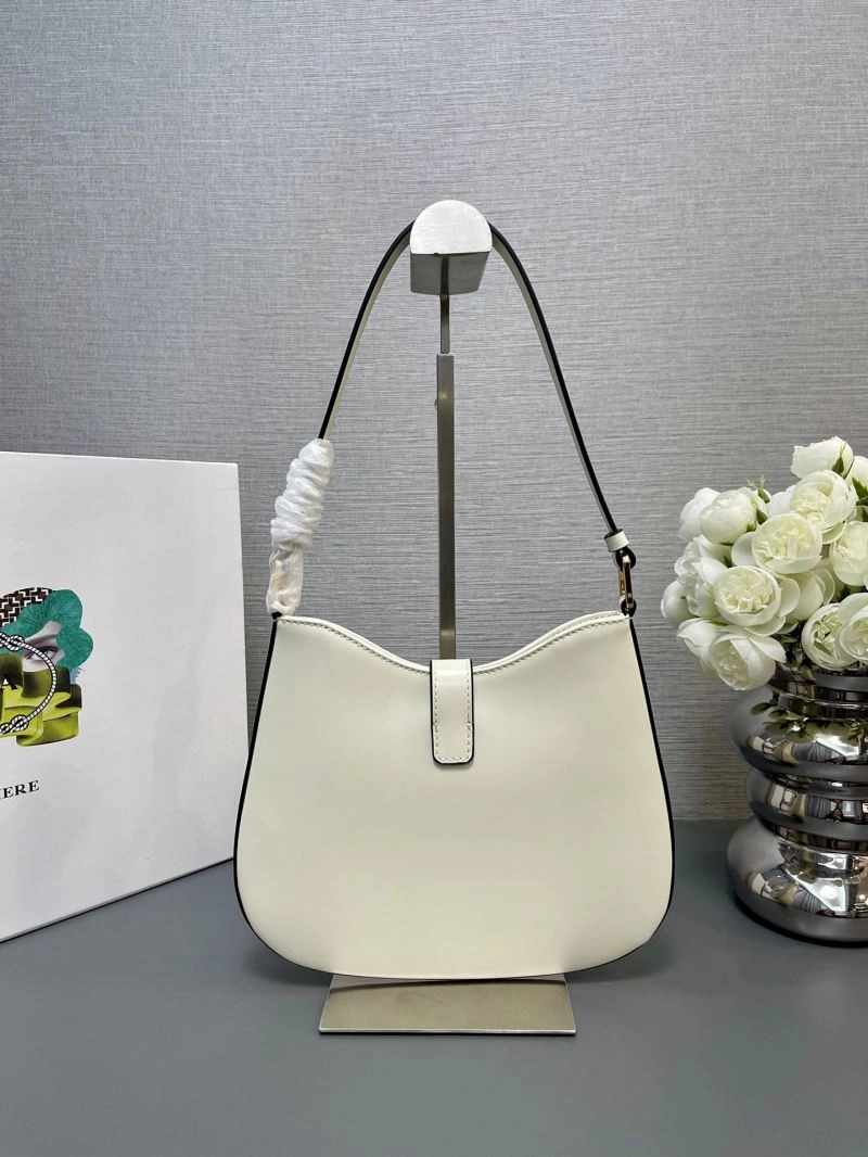 Accurate model Prada Hobo Bags