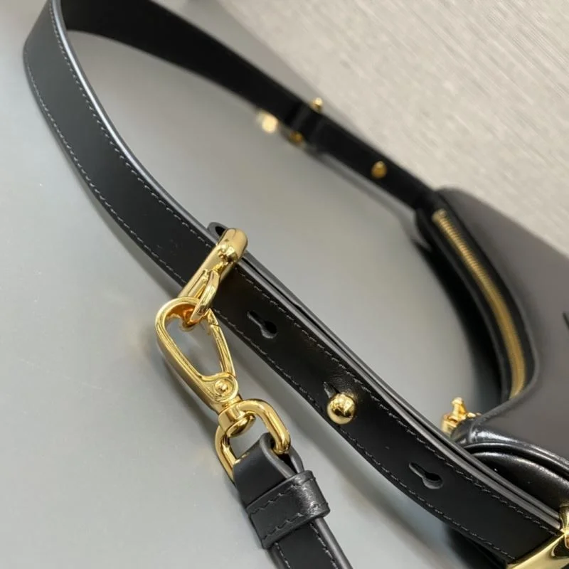 Top match Prada Hobo Bags