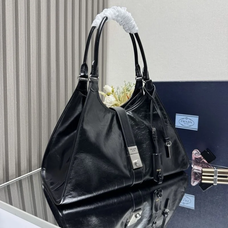 High accuracy Prada Hobo Bags