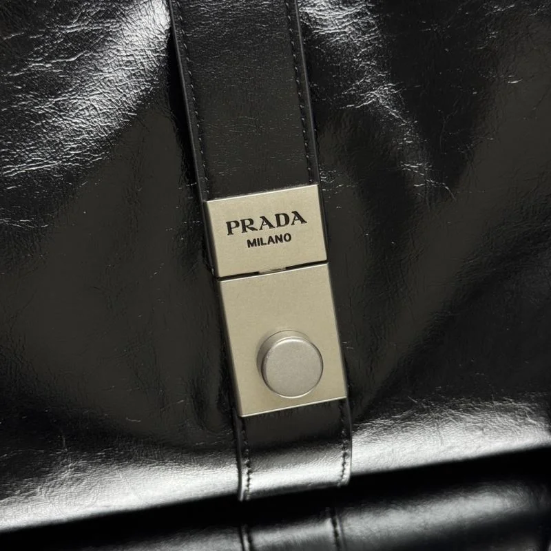 High accuracy Prada Hobo Bags