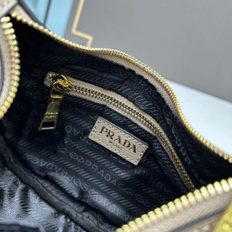 Top match Prada Hobo Bags
