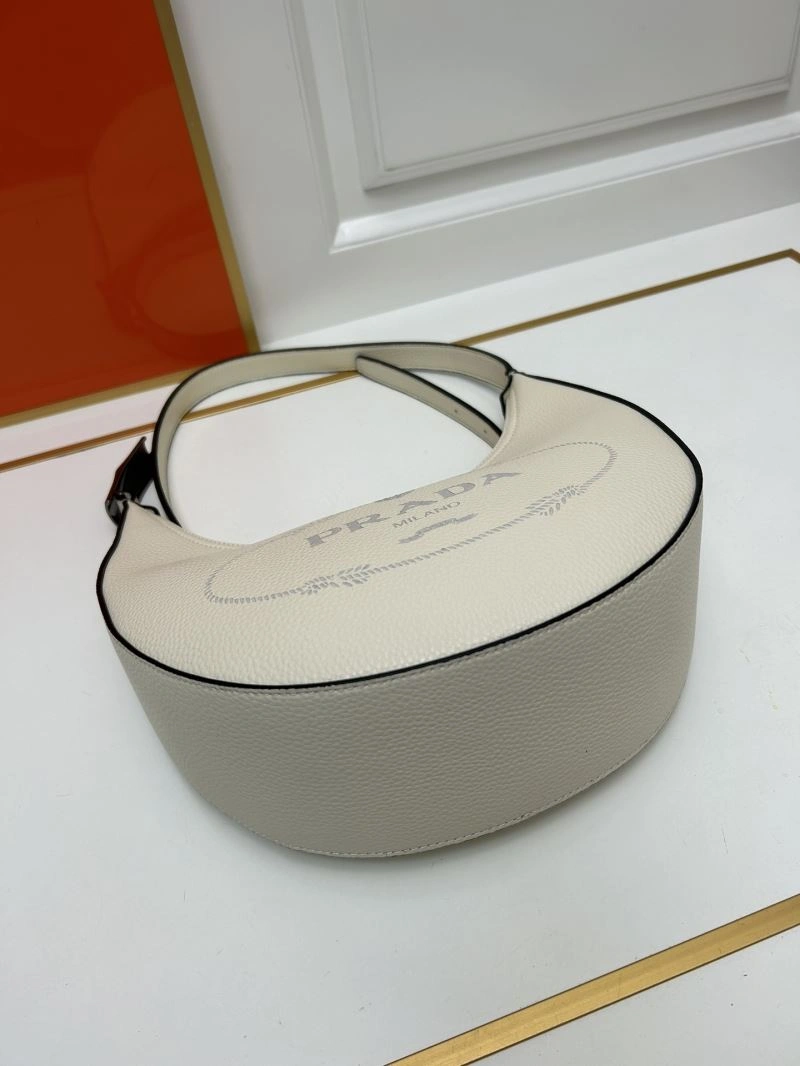 Accurate model Prada Hobo Bags
