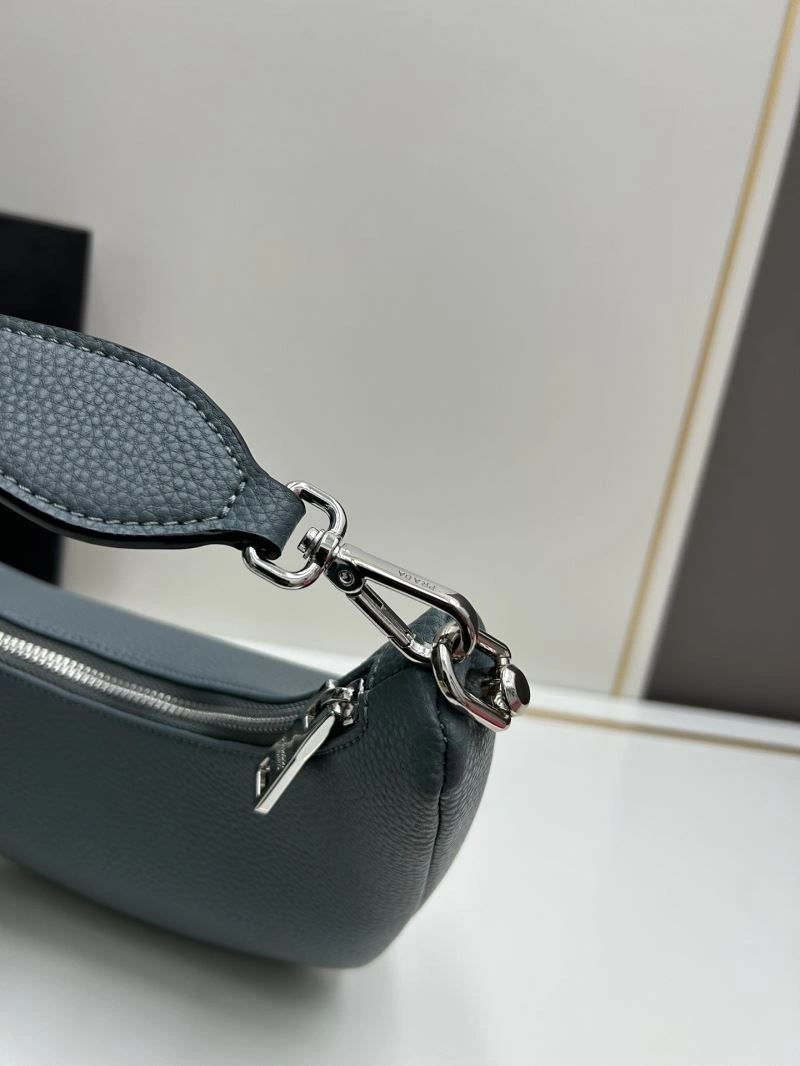 Accurate model Prada Hobo Bags