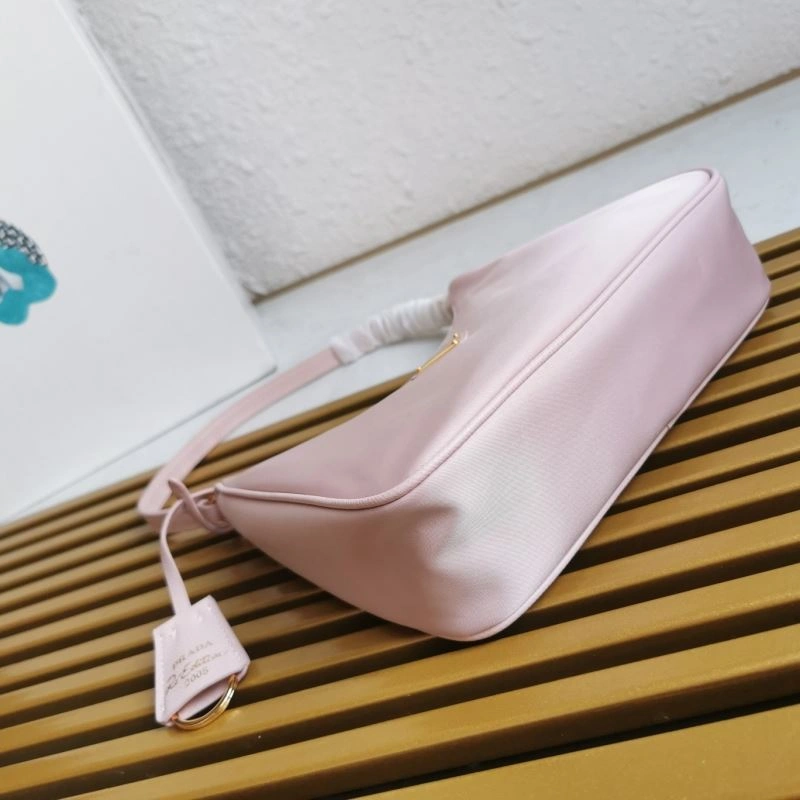 Accurate model Prada Hobo Bags