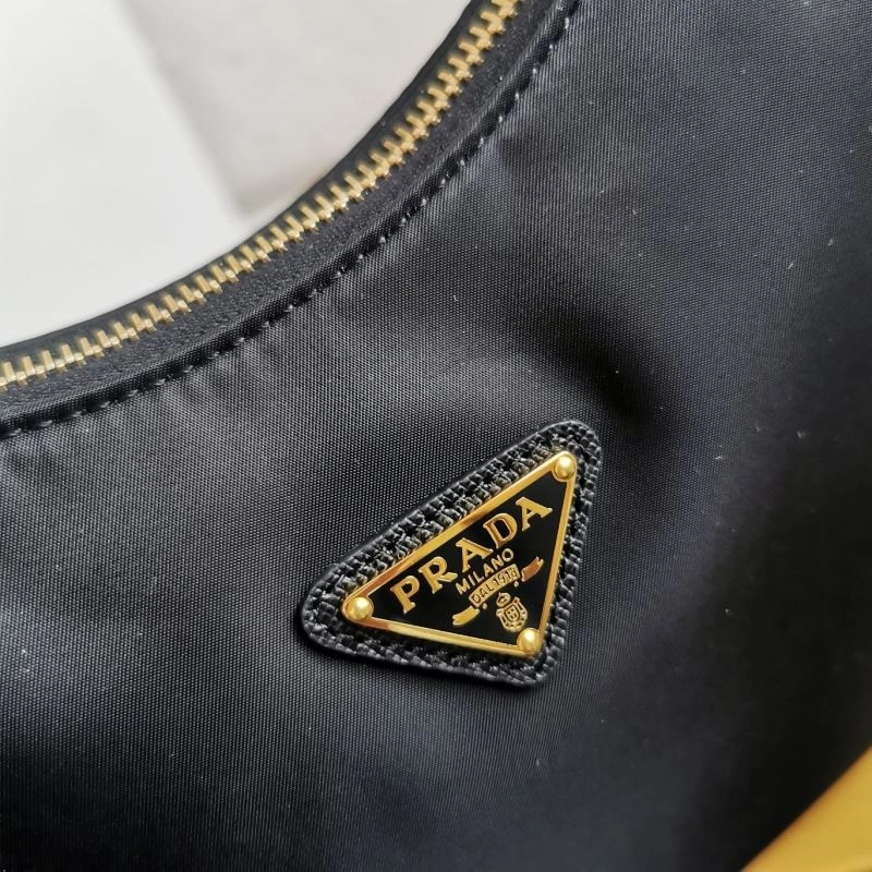 High accuracy Prada Hobo Bags