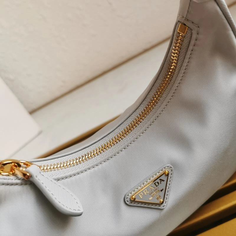 Bargain Prada Hobo Bags
