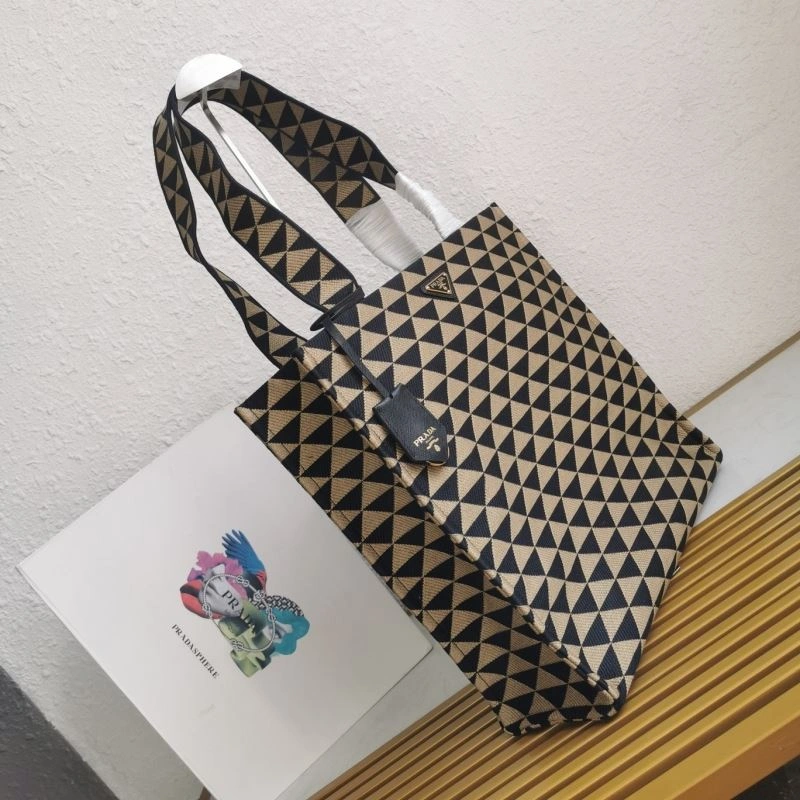 High accuracy Prada Hobo Bags