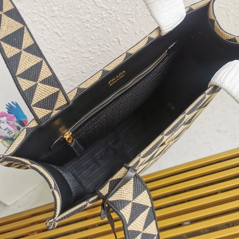 High accuracy Prada Hobo Bags