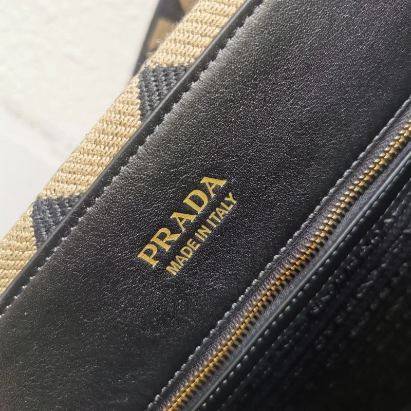 High accuracy Prada Hobo Bags
