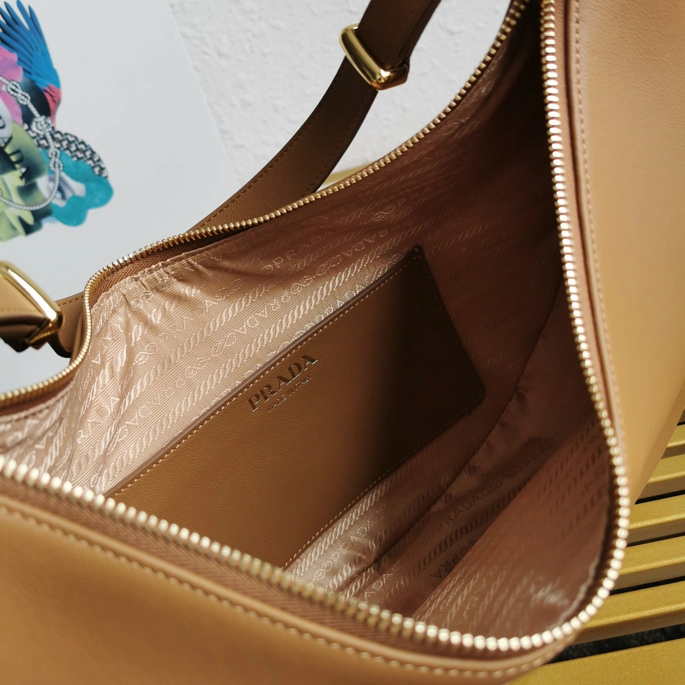 Accurate model Prada Hobo Bags