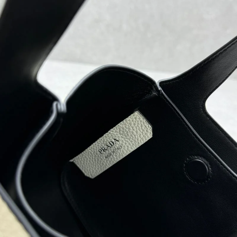 High fidelity Prada Hobo Bags