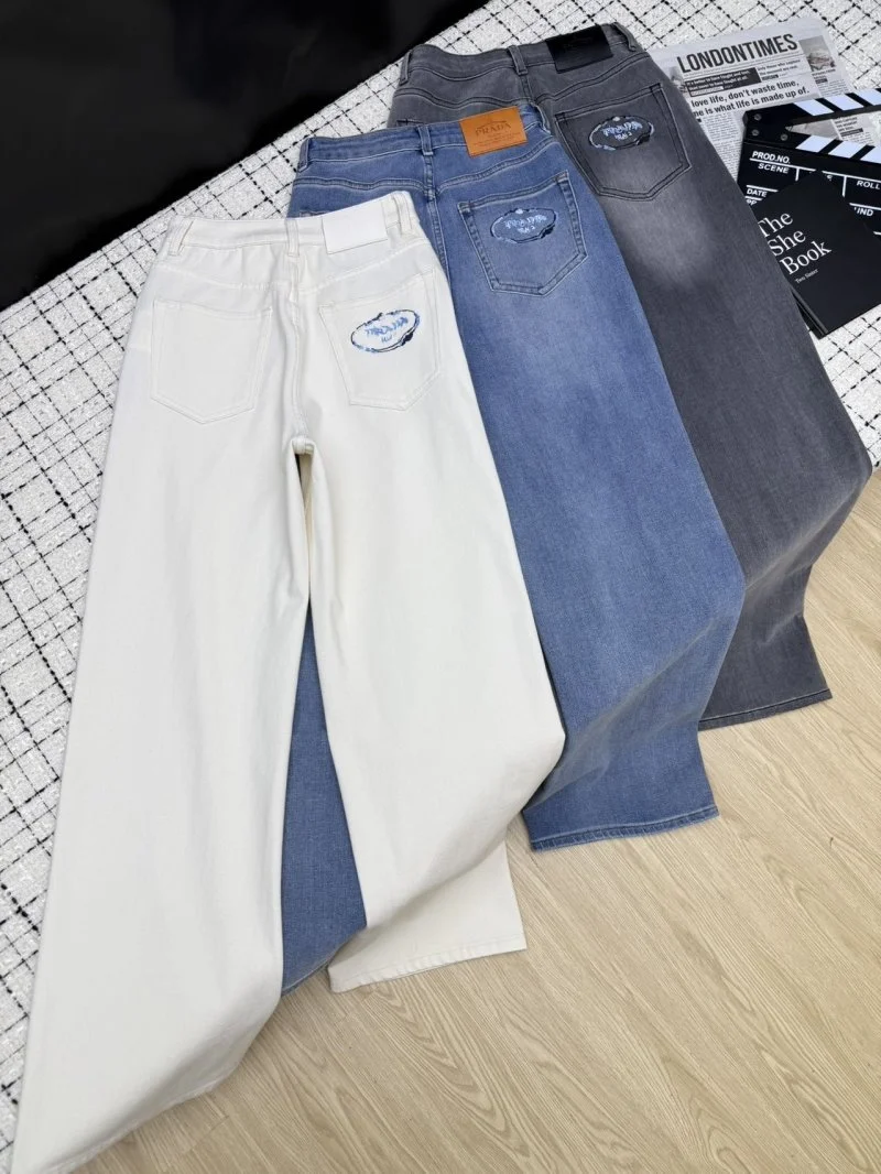 Accurate model Prada Jeans