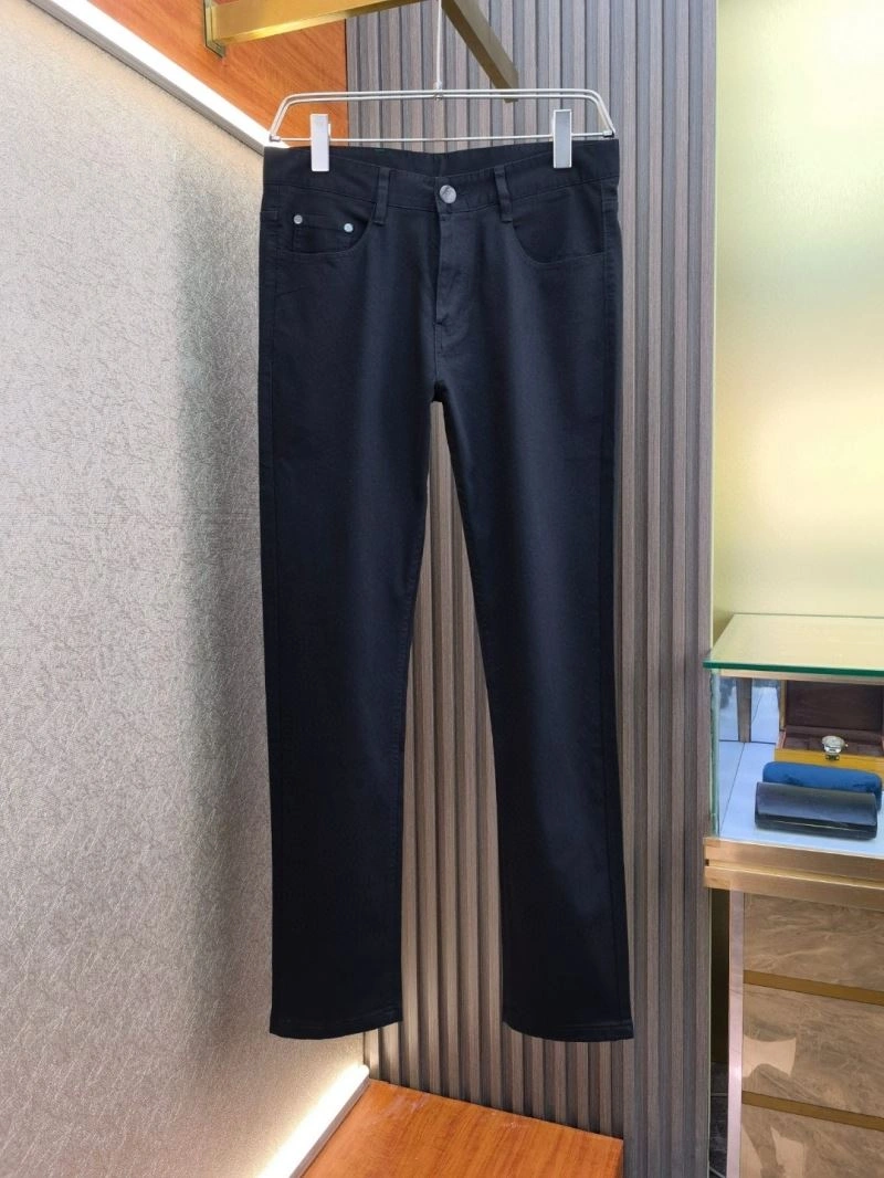 Low-cost Prada Jeans