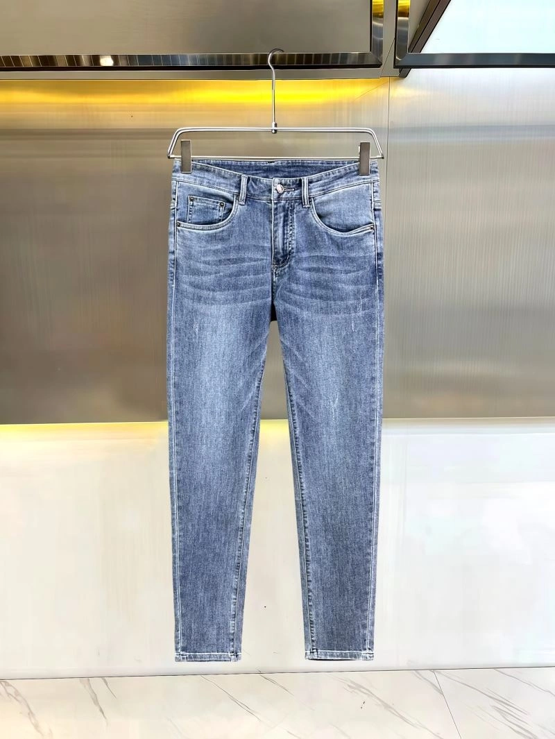 Top match Prada Jeans