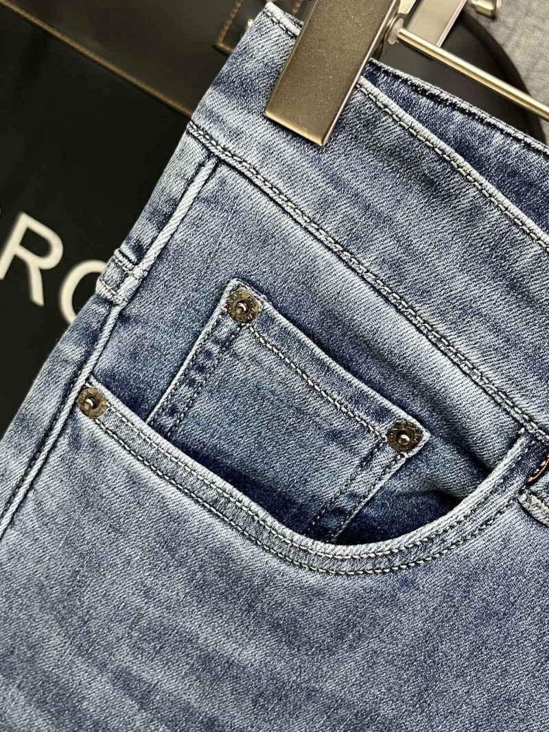 Top match Prada Jeans